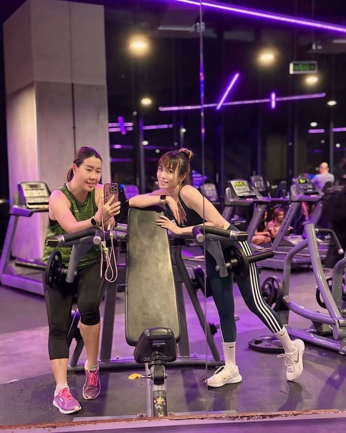 RISE AND GRIND: THE ULTIMATE GUIDE TO MORNING WORKOUTS