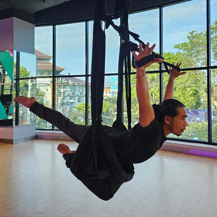 KEEP YOUR JOINTS HAPPY: TIPS FOR JOINT HEALTH AND FITNESS AT CELEBRITY ...